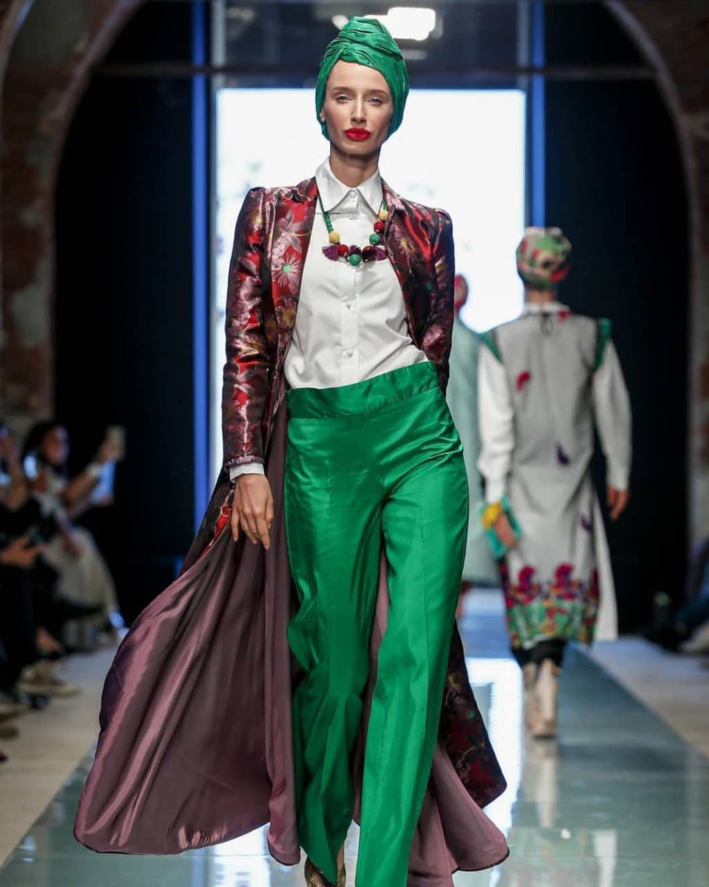 2018'in En Moda 40 Yeşil Abiye Modelleri ve Kombin Önerileri