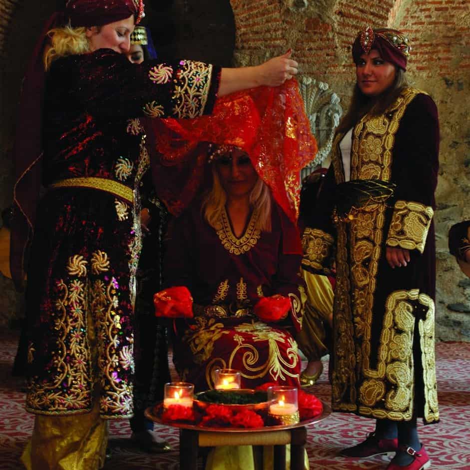 Türk Düğün Gelenekleri - Örf ve Adetler - Düğün Buketi