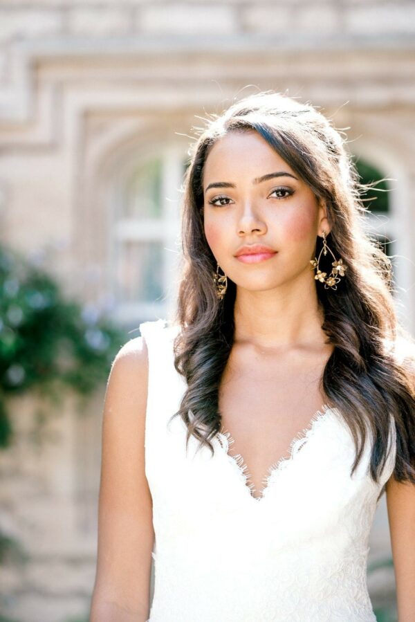 Sade Gelin Makyajı Modelleri ve Yapımı - DüğünBuketi.com